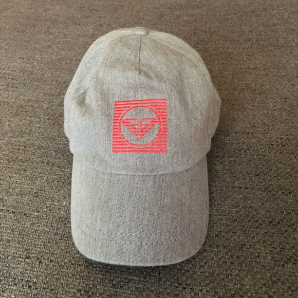 Roxy | Accessories | Roxy Hat | Poshmark